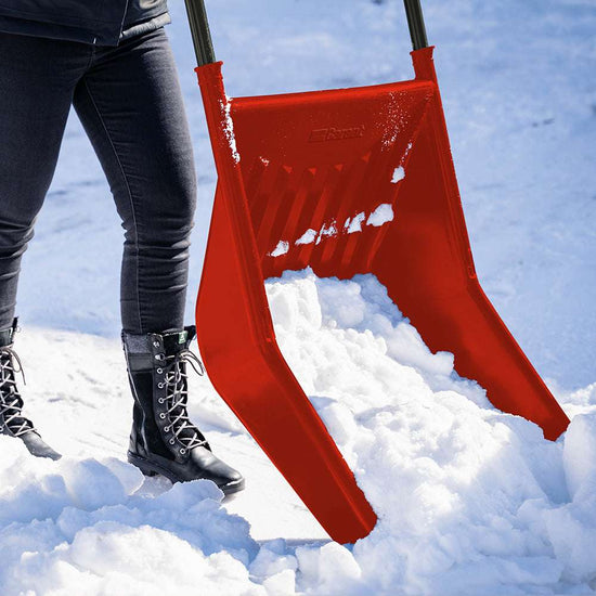 45 L Sleigh Shovel with Ergonomic Handle and Steel Wear Strip – Garant